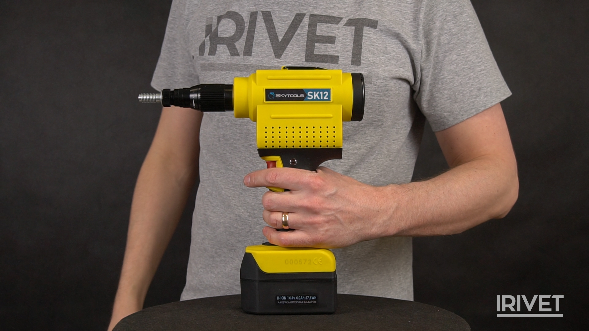 SKYTOOLS (ABSOLUT) SK12 - аккумуляторный заклёпочник для установки резьбовых заклёпок M3 - M12