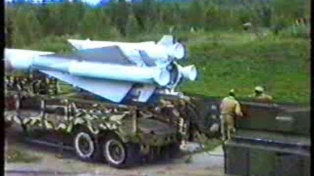 Боевая работа стартовой батареи ЗРК С- 200.