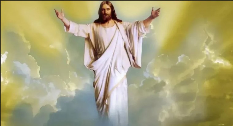 Шёл по улицам Бог, слушал мысли прохожих. Автор текста Надежда Тихонова.