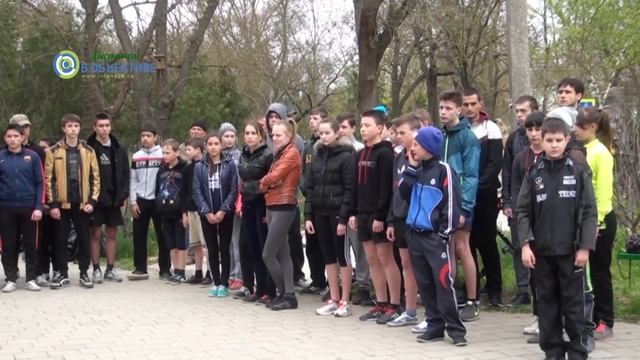 Легкоатлетический забег ко Дню освобождения Джанкоя 2015.mp4