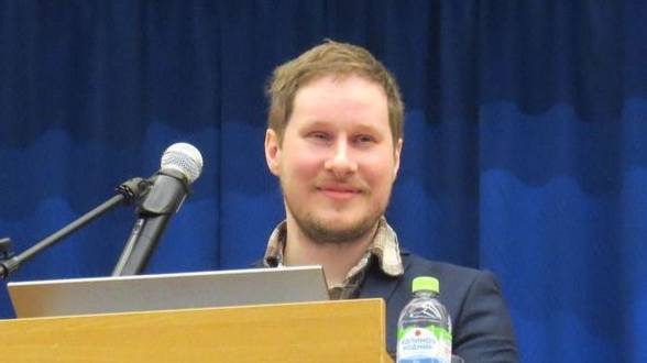 Владислав Январёв. "Ключевая ценность будущего: общение на высоком психологическом уровне".