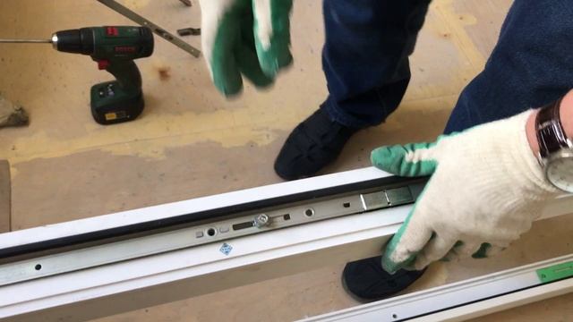 Замена фурнитуры на пластиковом окне