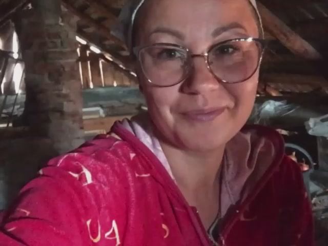 ПРО ЛУК _ ПОХОД ЗА МОЛОКОМ _ ВЫПЕКАЕМ БУЛОЧКИ.