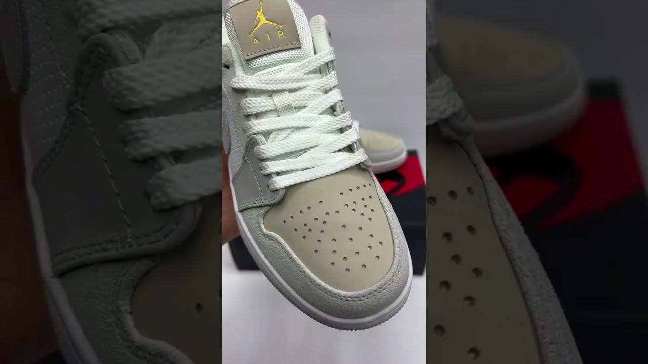 Кроссовки Nike Air Jordan 1