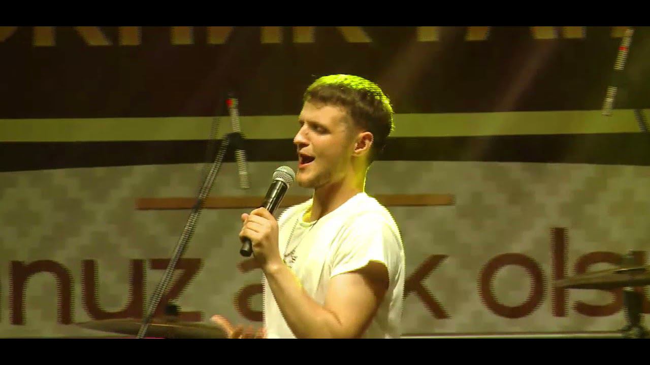 07 - Дмитрий Железогло зажег на Бале выпускников Гагаузии - 2021