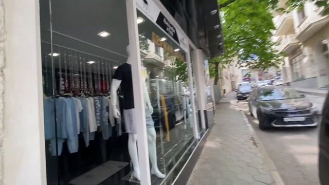 Ялта сегодня. Пешком по улицам. Магазины, заведения. Дом архитектора Краснова. Крым 2022.