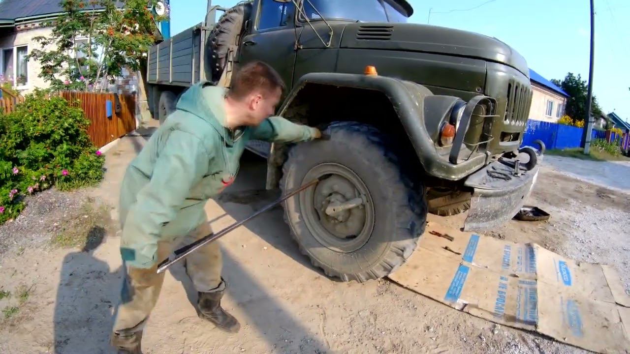 🛠 Ремонт ШКВОРНЯ ЗИЛ 131. Как ОТРЕГУЛИРОВАТЬ шкворни ЗИЛ-131. Как убрать ЛЮФТ в ШКВОРНЯХ зил 131.