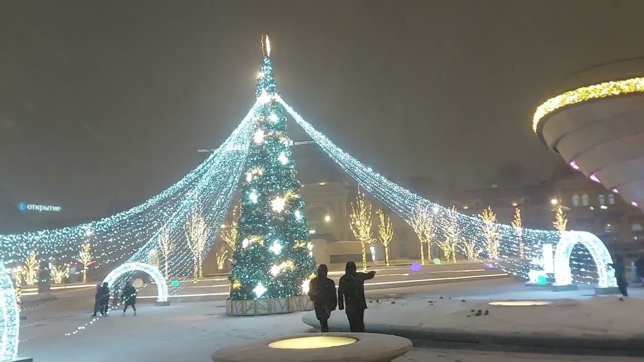 Новогодняя Москва 2022. Павелецкая площадь (14.01.22)