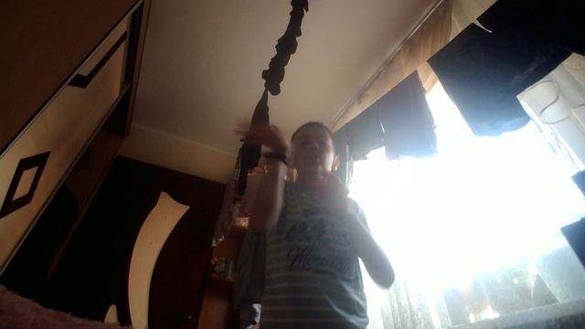 КЛИП- УЧАТ В ШКОЛЕ (КАВЕР ПЕСНИ) !!! ПЕРВЫЙ КЛИП