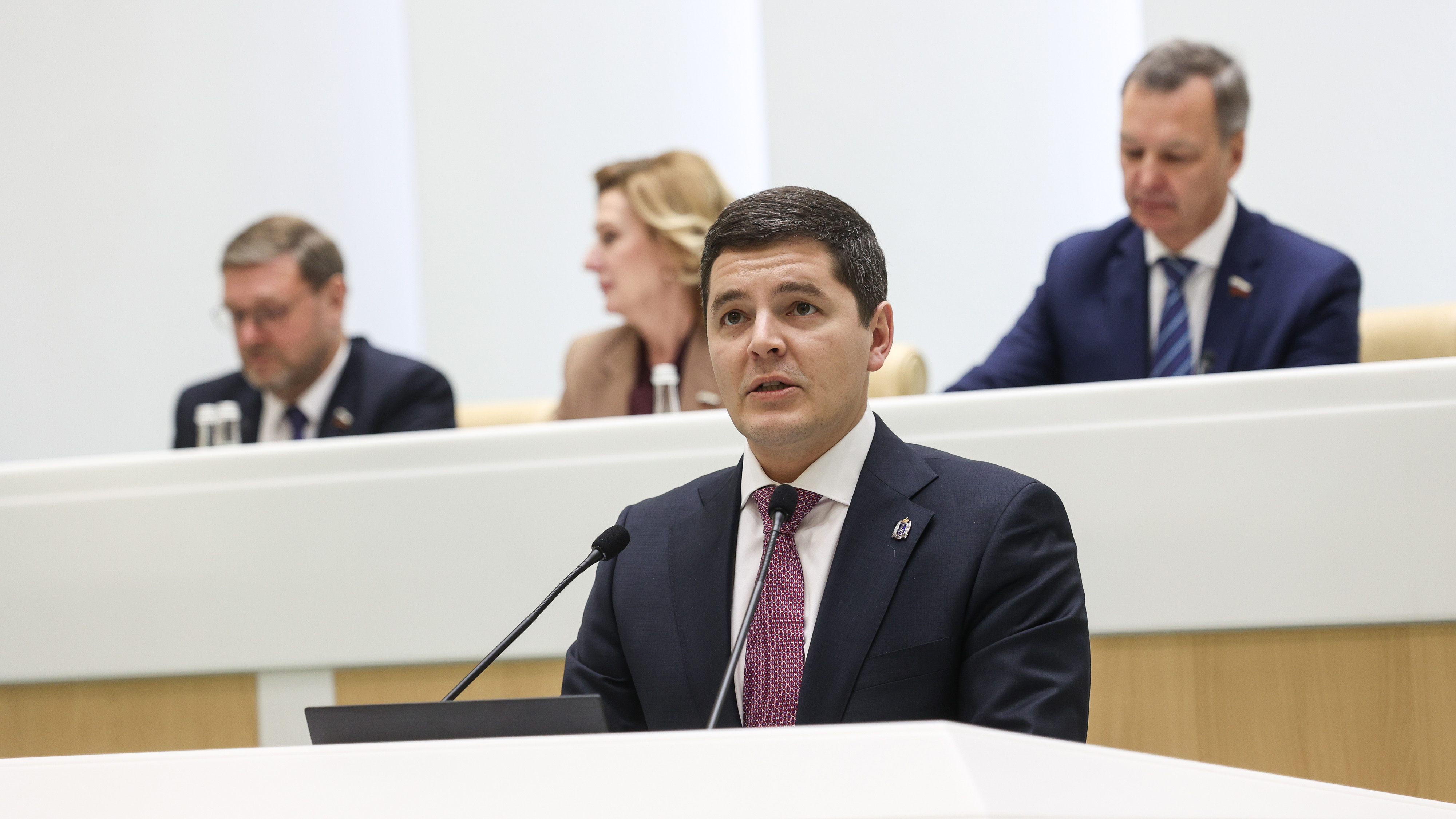 Выступление руководителей Ямало-Ненецкого автономного округа