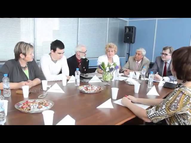 В чем отличие искусственно зачатый ребенок, от естественно рожденного и естественно зачатого