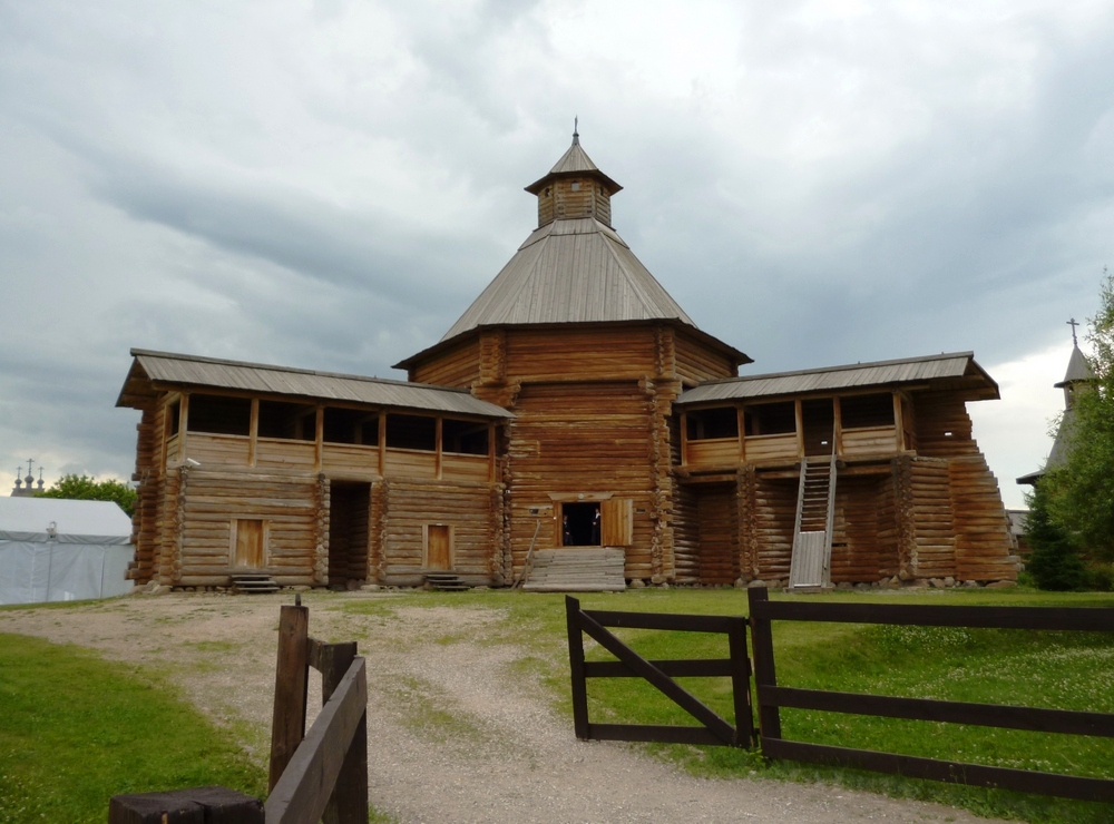 Москва. Коломенское – царская усадьба, княжеская вотчина...