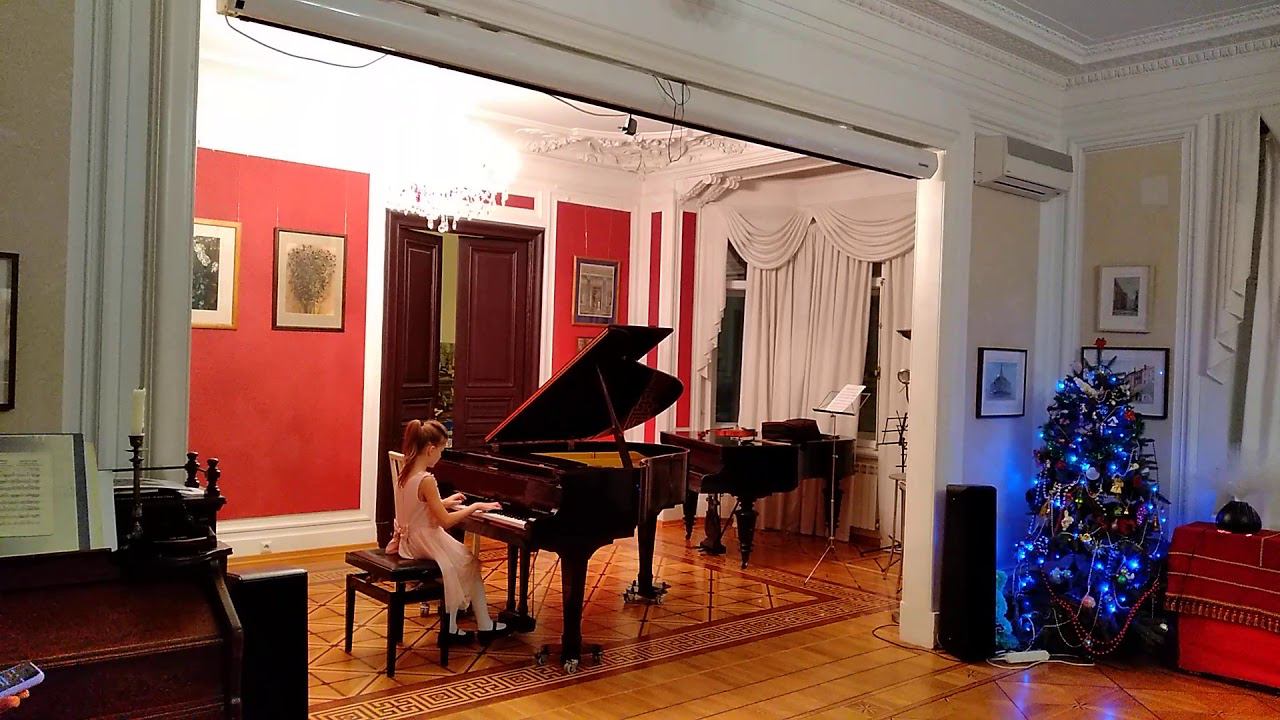 В квартире Бенуа