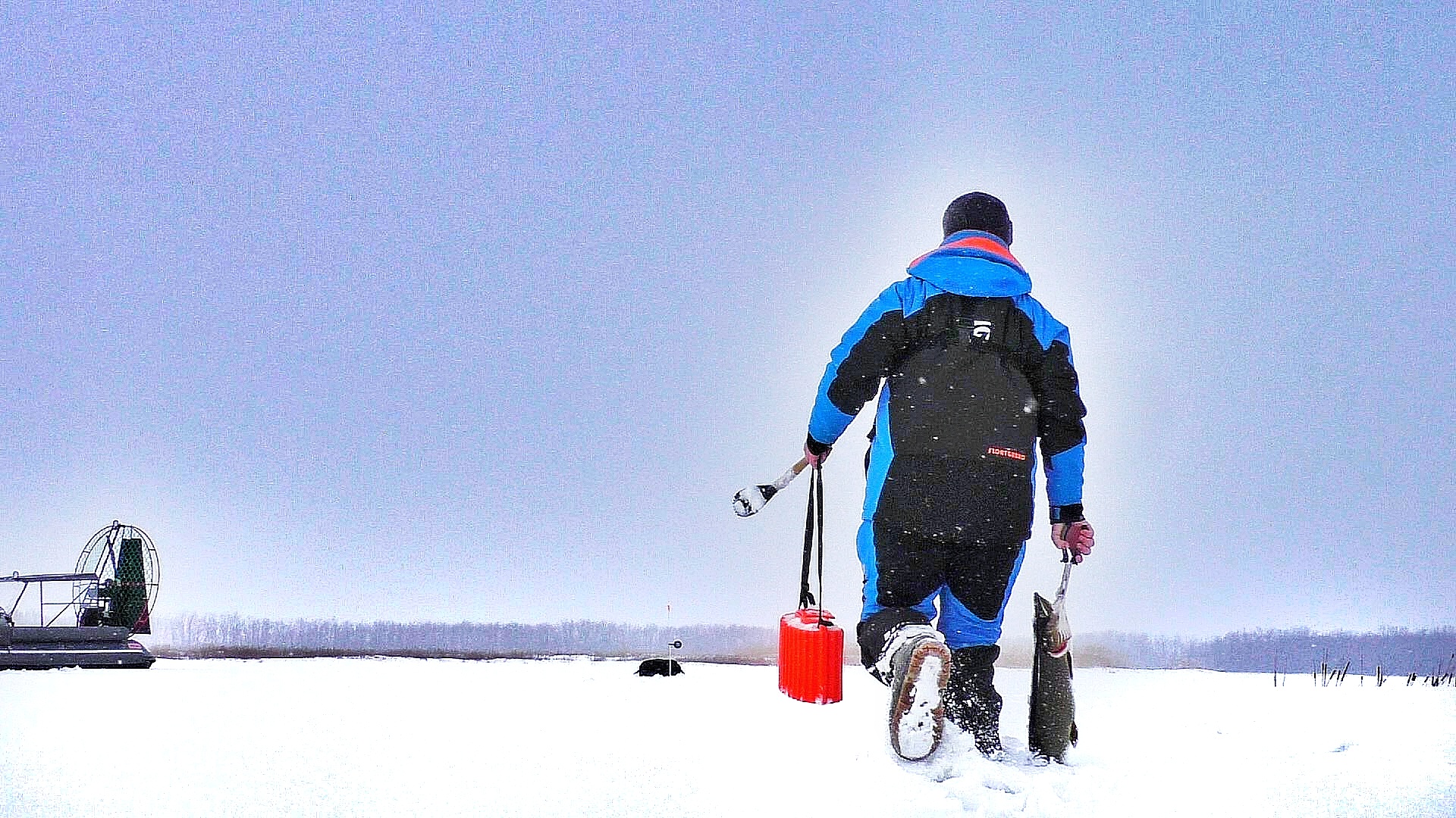 ДА СКОЛЬКО ЖЕ ЕЁ ЗДЕСЬ!!!? УЕХАЛ ГДЕ НЕТ НИКОГО И...! Зимняя рыбалка.