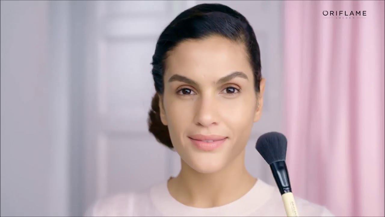 Видеоурок макияжа  три кисти для идеального тона