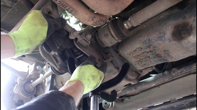 Сгорел выжимной замена сцепления на LADA Priora с кондиционером Лада Приора  2009 г  2часть.mp4