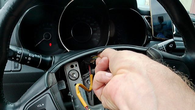 СНЯТИЕ РУЛЯ НА КИЯ РИО 3.