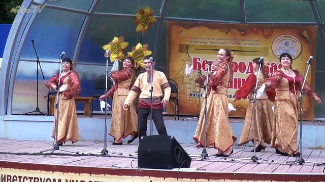 Он по дорожке - я по дорожке