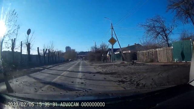 Пешеход за углом. Не виден. Город Орёл.