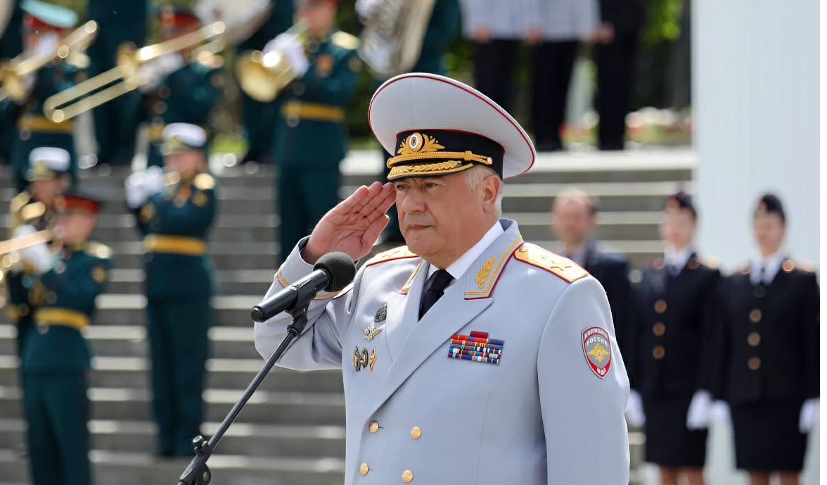 Владимир Колокольцев поздравил победителей VI Военно-спортивного сбора «Наследники Победы»
