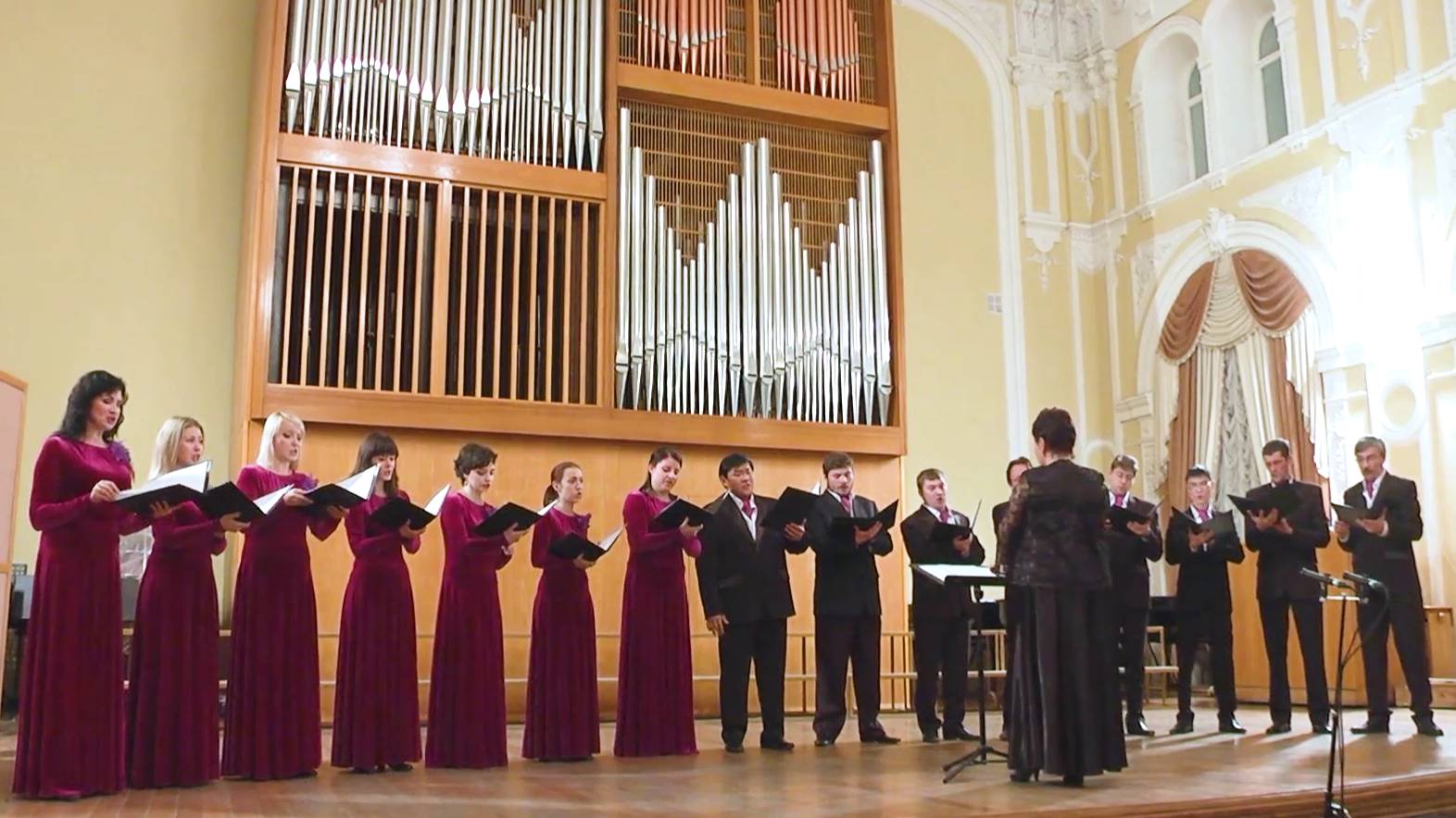 «Дни современной музыки в Астрахани». 1.11.2013. Хоровой концерт