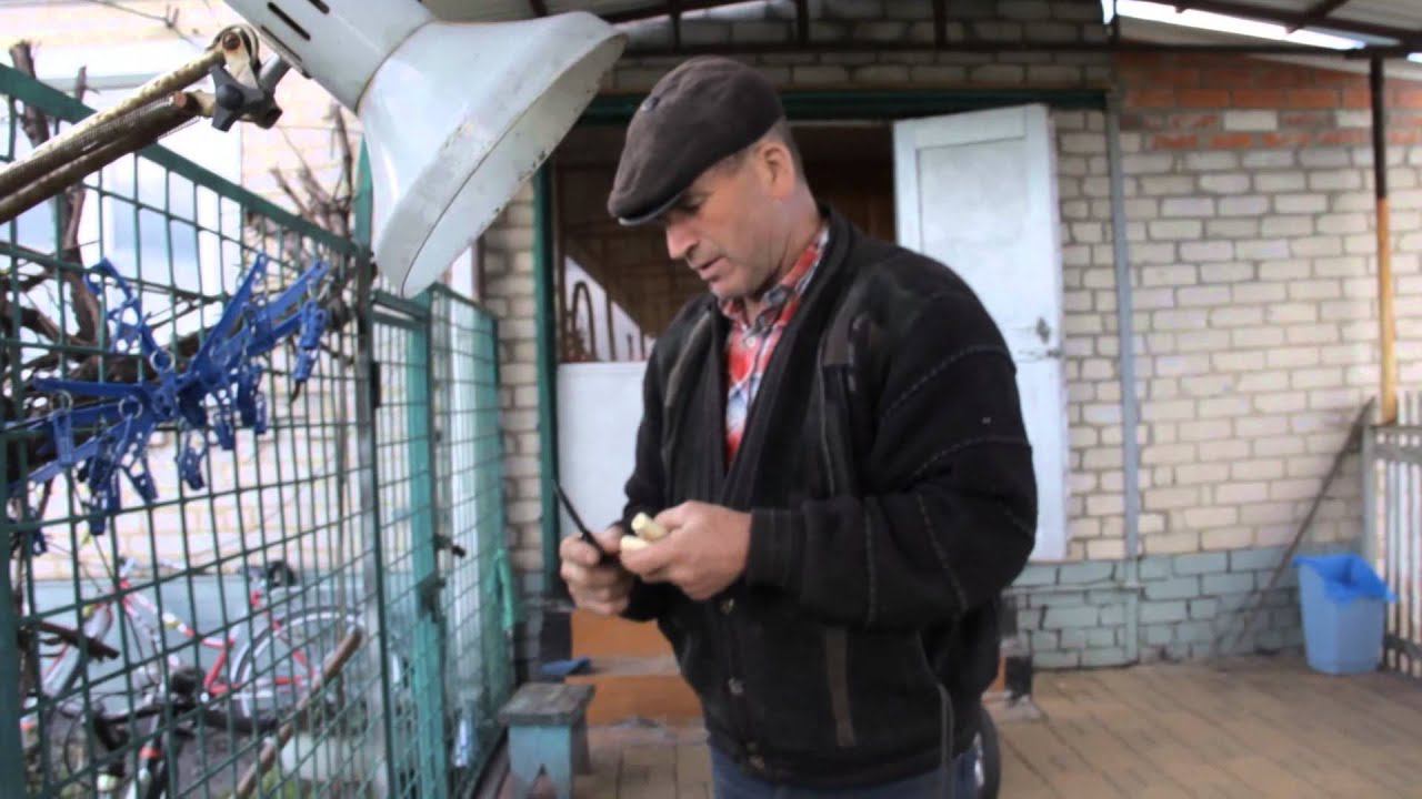 с.Воробьевка. Свисток из лозины.