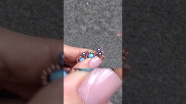 Серьги из бисера и бусин 🩵