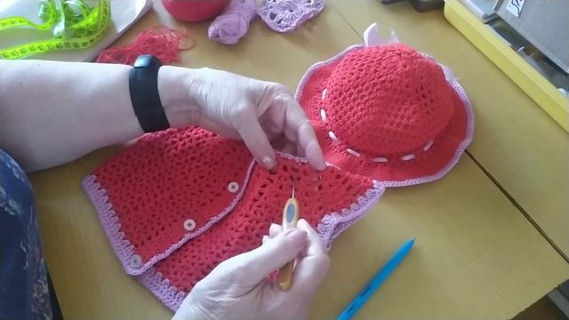 ШЛЯПКА И КОФТОЧКА 3 МЕСЯЧНОЙ МАЛЫШКЕ.