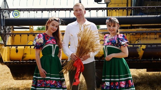 Открытие уборочной страды на джанкойской земле. Томашовка -  Джанкойский район. 2022.mp4