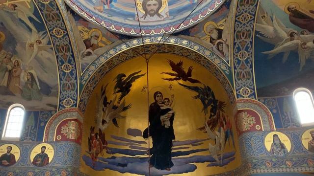 Херувимская на подобен "Объятия Отча".