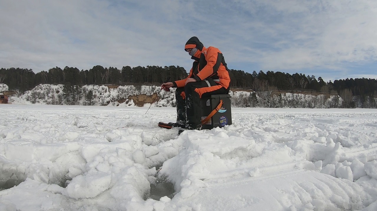 ХАПОК после 5 БОЛТОВ _ Судак на вибы и зимние блесны