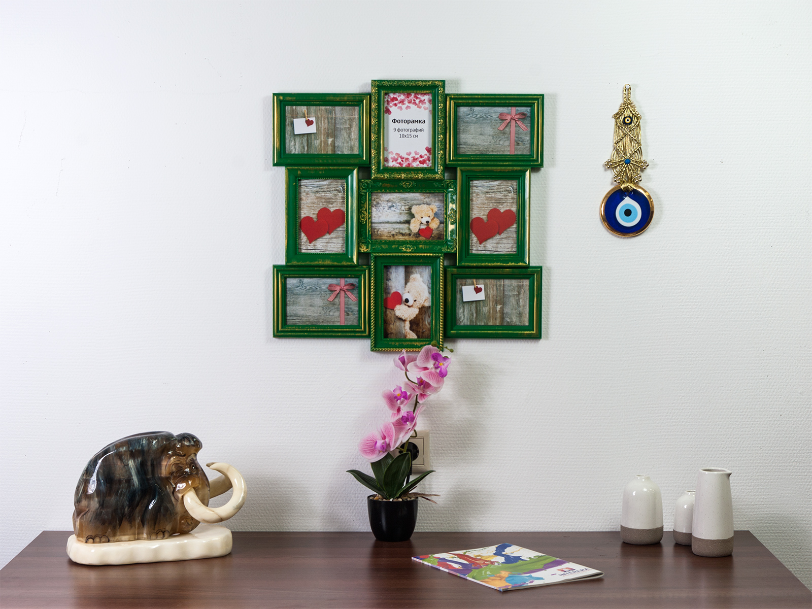 Пластиковые фоторамки-коллажи Platinum собственного производства от компании Интерера.