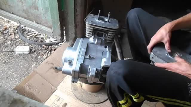 Сборка двигателя Минск №2.mp4