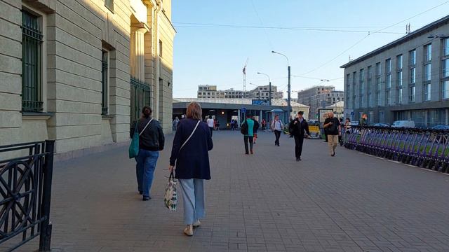 Балтийский вокзал. Метро.