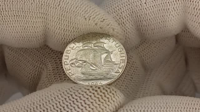 Португалия 2,5 эскудо, 1944 года.