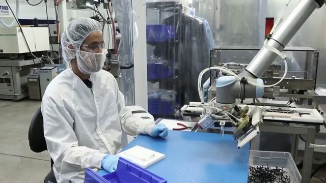 Кобот на прессовом участке