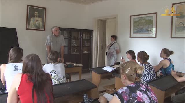 Тропинка школьная моя...