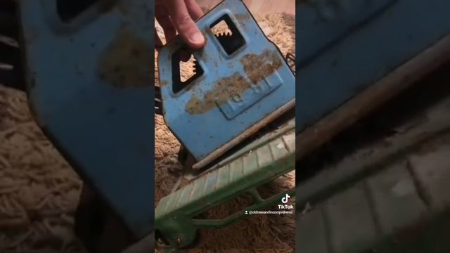 Старинный экскаватор!