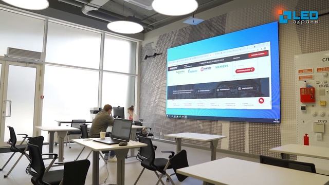 Видеоэкран для помещения, г. Москва, Р2,5 мм