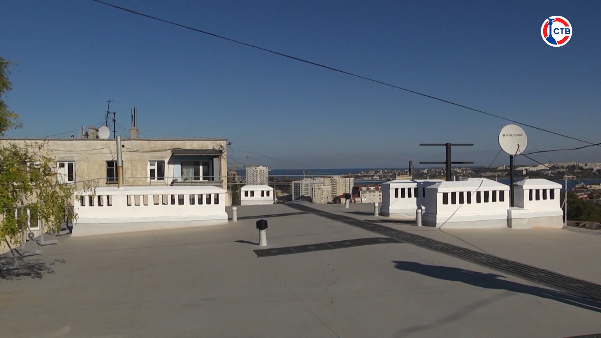 В доме на Батумской 33 завершился капитальный ремонт кровли