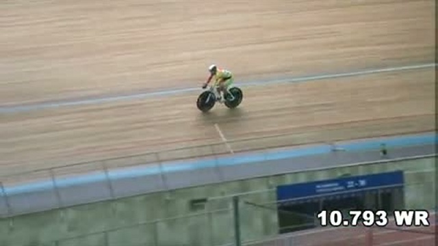 Мировой рекорд: женщины, гит 200 м с/х: 10.793 Симона Крупецкайте