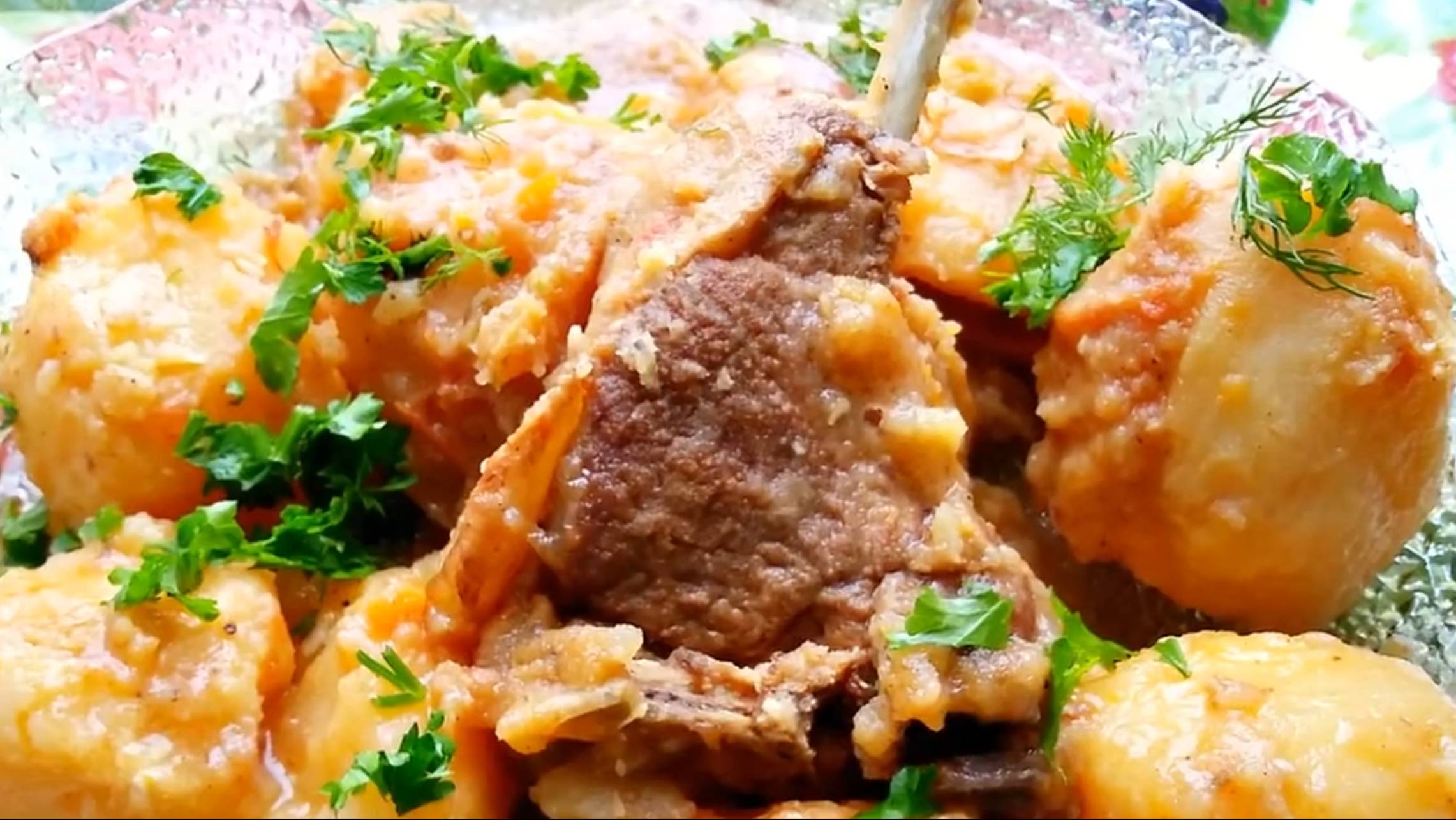 Жаркое из баранины с картофелем в казане на костре! Очень вкусно!