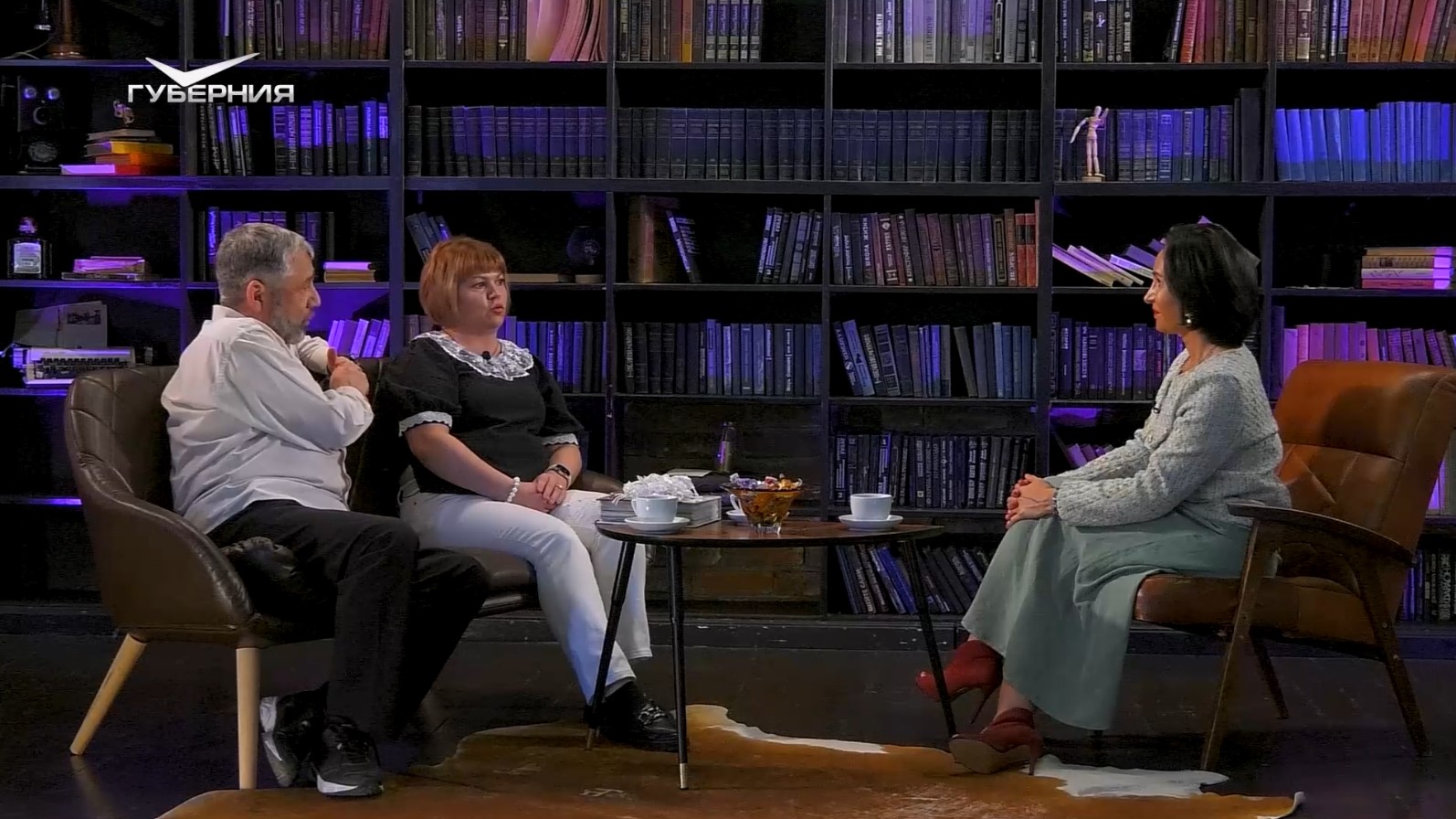 Принц на коне и юная принцесса. Объявляю вас мужем и женой