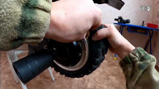 КАК ЗАМЕНИТЬ ШТУЦЕР НА БЕСКАМЕРНОЕ КОЛЕСО ЭЛЕКТРОСАМОКАТА KUGOO M5