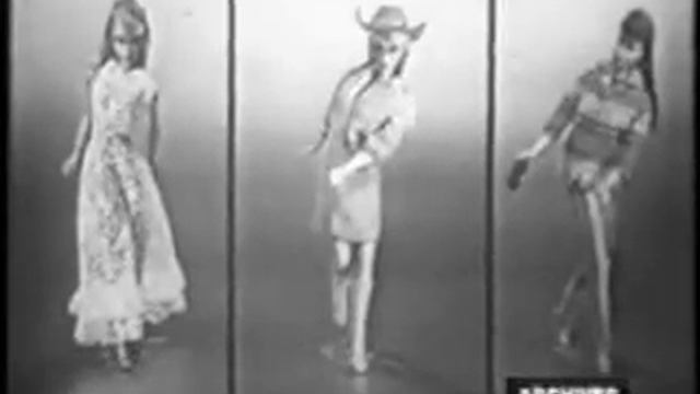 1967 Винтажная кукла Барби реклама Vintage Twist N Turn Barbie Fashions Commercial