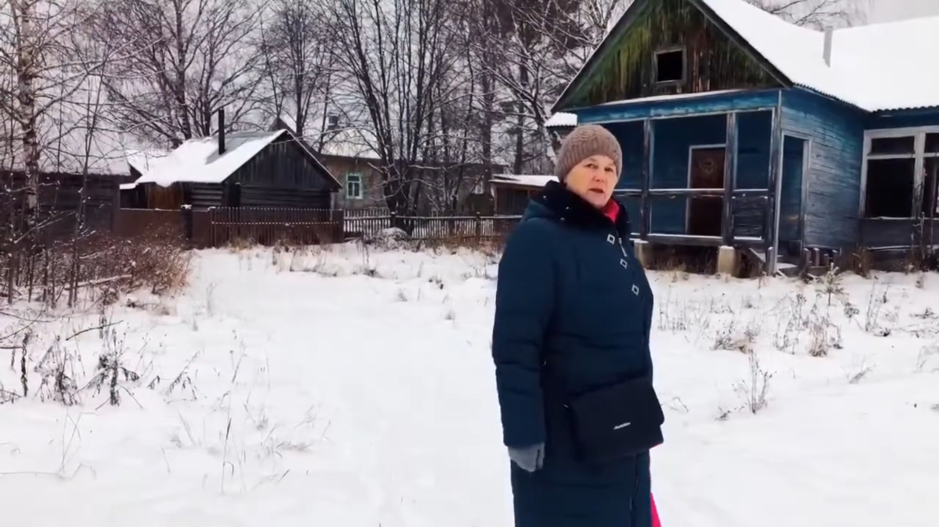 Неожиданный отзыв о работе бригады Центра Домостроения. Обзор нового дома 8 на 10 из бруса