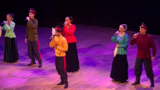 Мимо этой вишни, мимо этой хаты... "Лазоревый цветок"