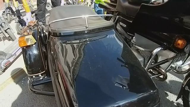 выставка Старинные трамваи и уникальные автомобили на Чистопрудном бульваре. Мой обзор