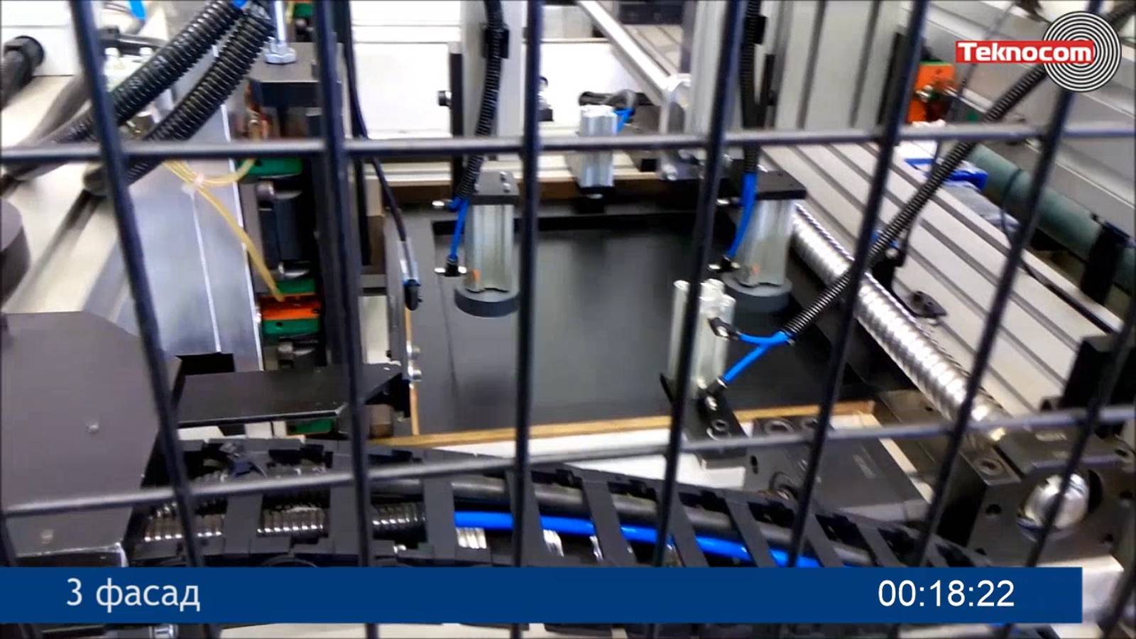 SFA-90 - автоматическая сборка фасадов "французский рез"