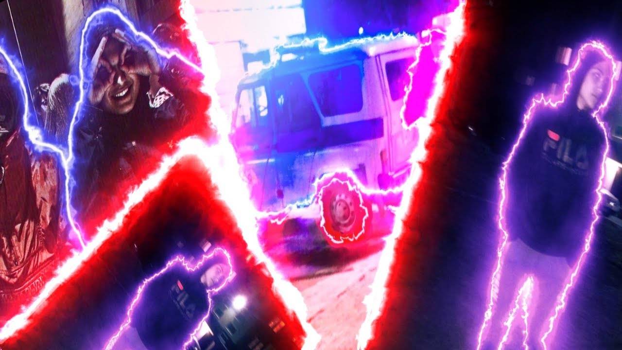 Как сделать фото с молниями? / Как сделать аву в ВК?